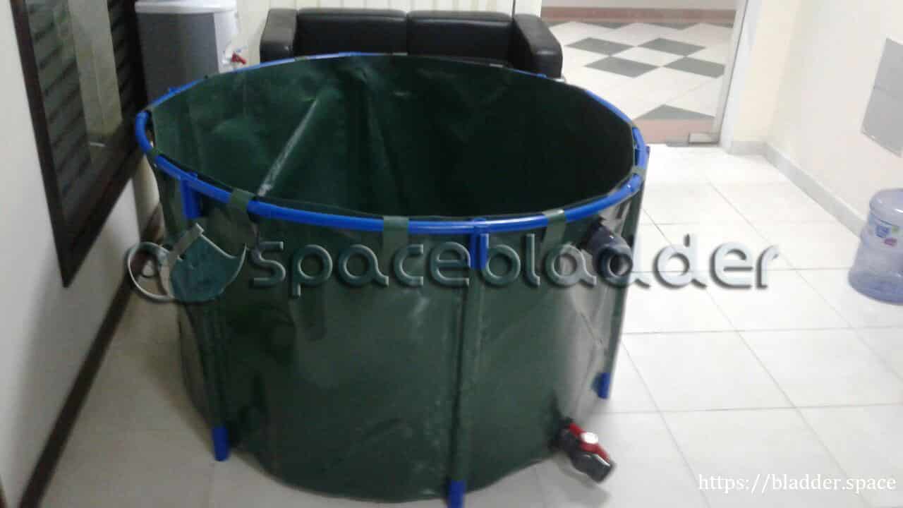 Tarpaulin PVC Collapsible Fish Tank For Aquaponics Purpose | Space Bladder
